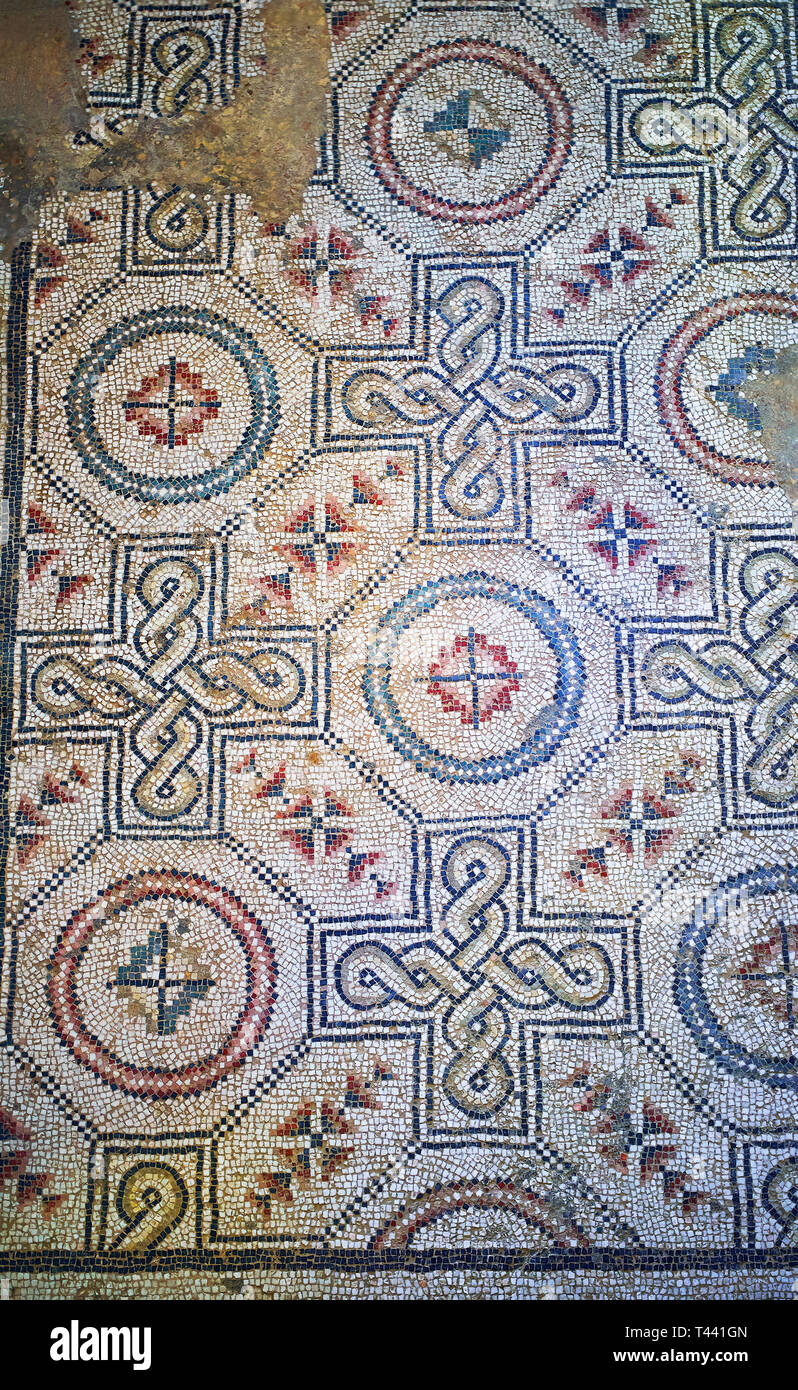 Geometric mosaic patterns hi-res stock photography and images - Alamy