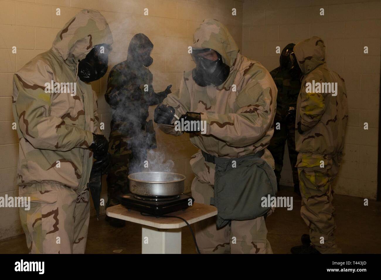 Marines with gas masks hi-res stock photography and images - Alamy