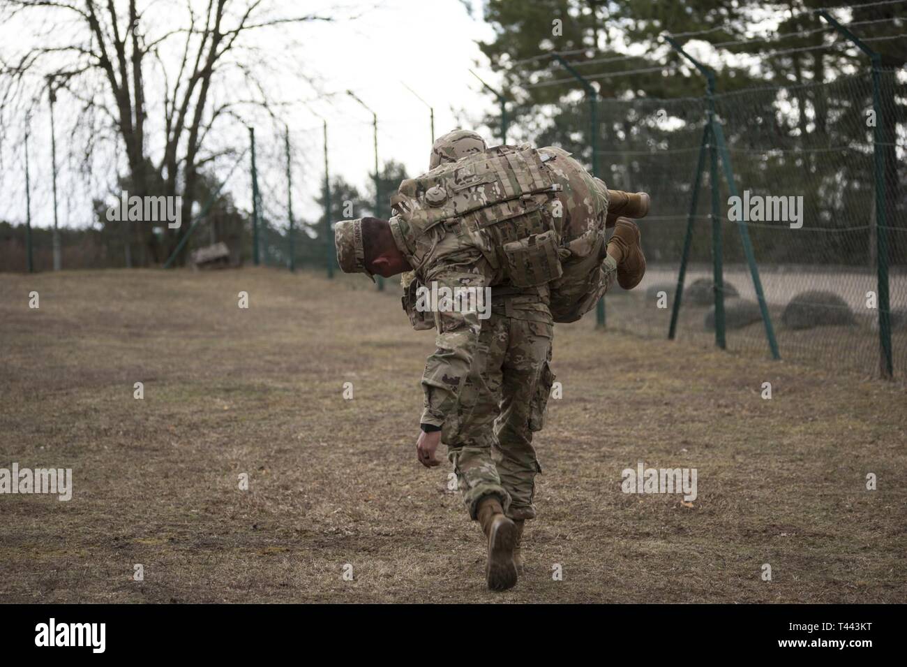 U.S Soldiers with 5th Battalion, 4th Air Defense Artillery Regiment ...