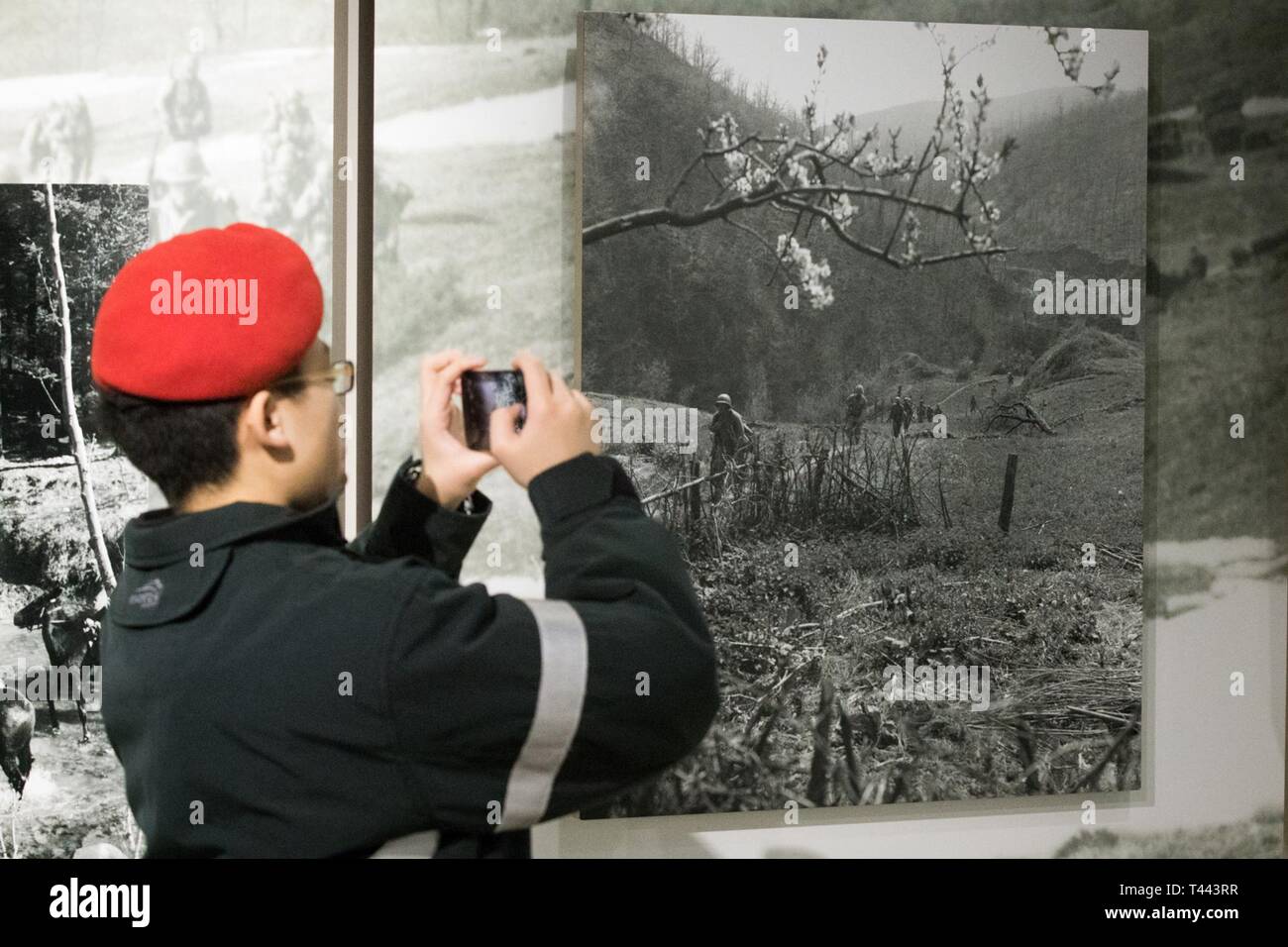 American soldiers perspective hi-res stock photography and images - Alamy