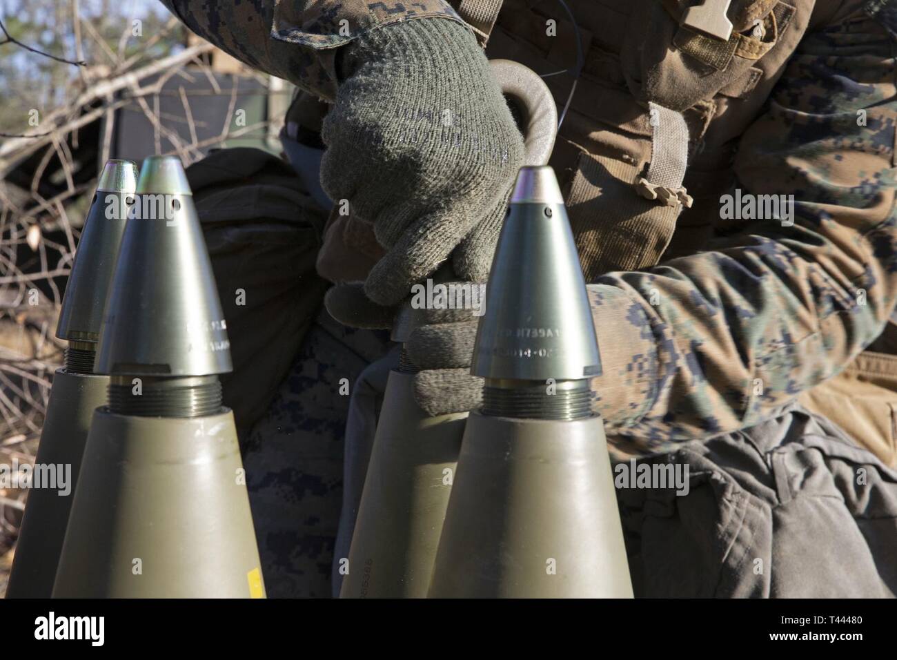 155mm m795 hi-res stock photography and images - Alamy