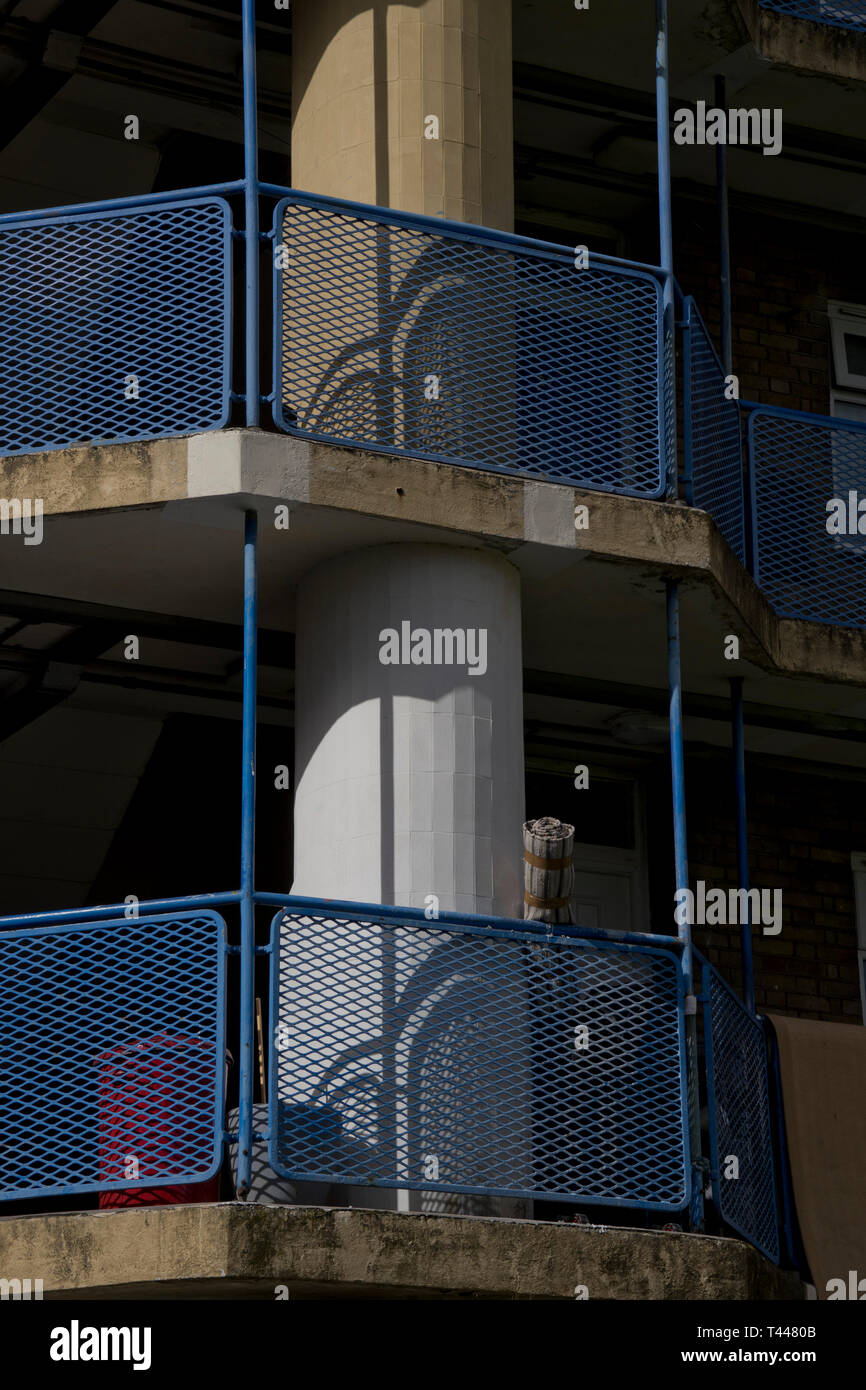 Run-down council housing estate in east London,England,UK Stock Photo ...