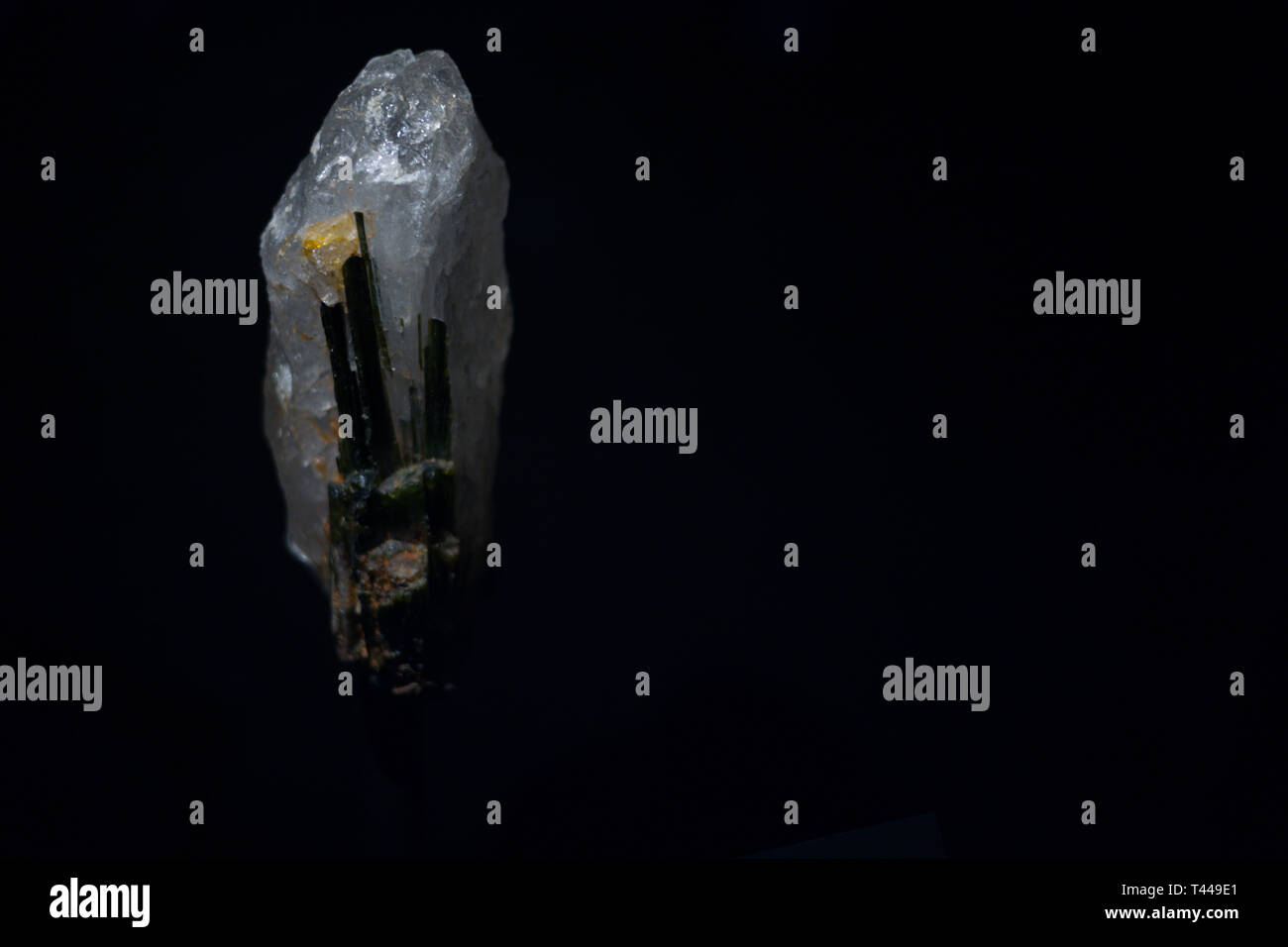 Minerals display hi-res stock photography and images - Alamy