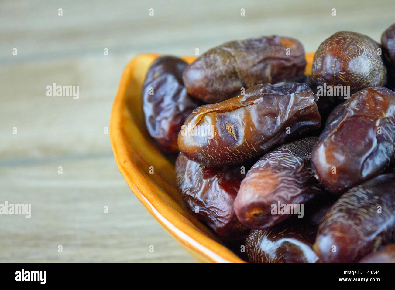 Arabic dates hi-res stock photography and images - Alamy