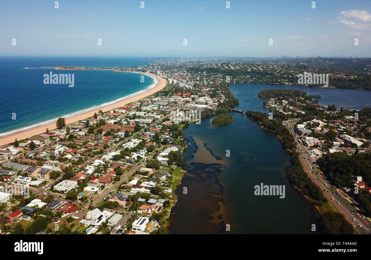 Aerial view of Narrabeen Lake, Narrabeen Beach, Collaroy Beach and Long ...