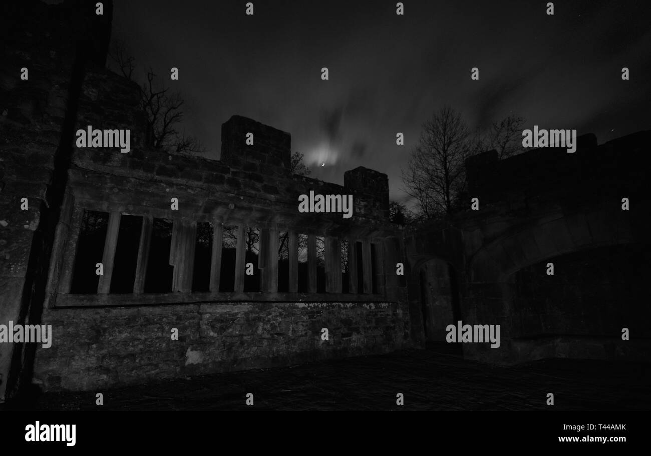 Abandoned castle ruins Black and White Stock Photos & Images - Alamy