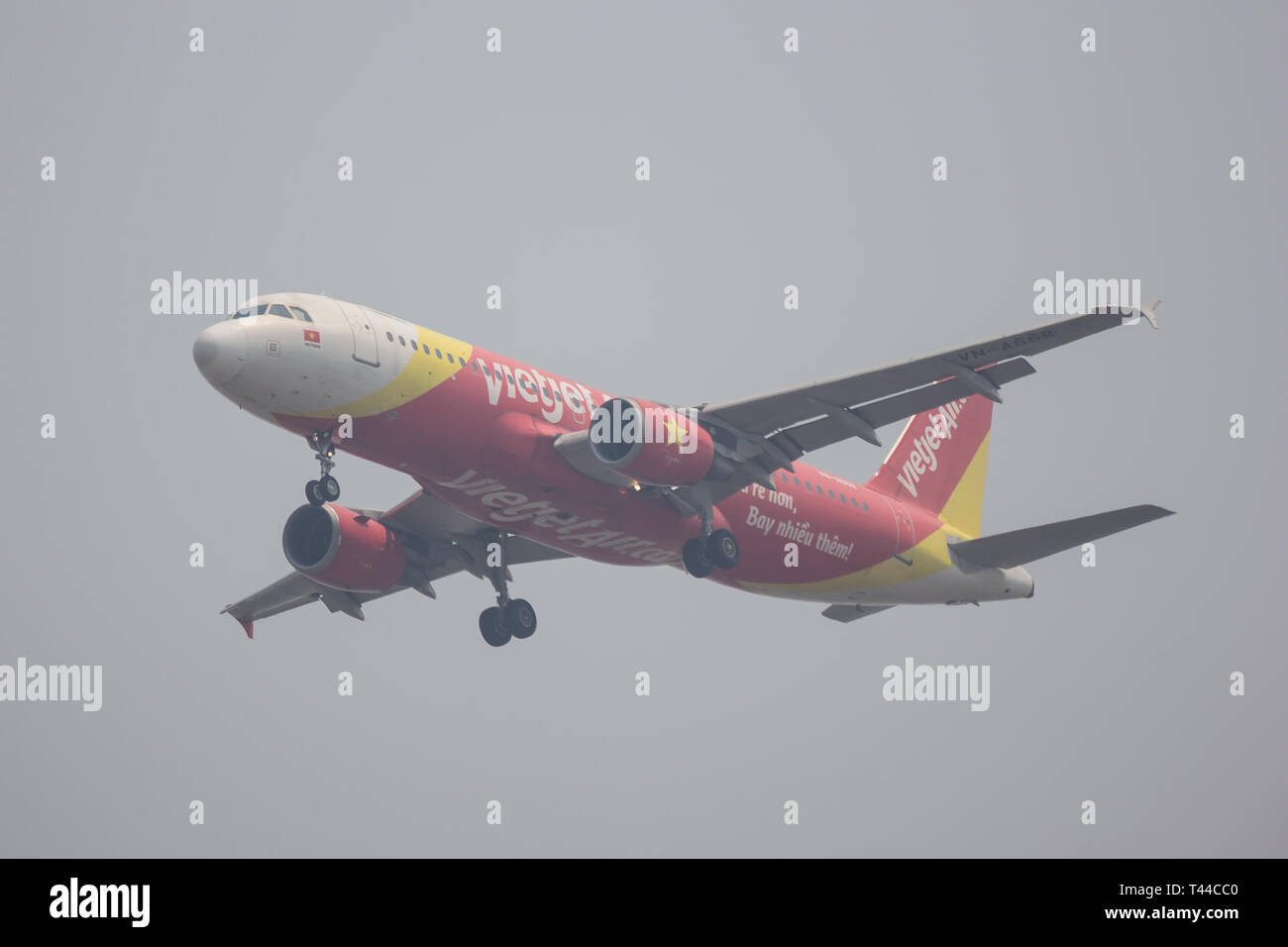 Chiangmai, Thailand - April 11 2019: VN-A668 Airbus A320-200 of Vietjet ...