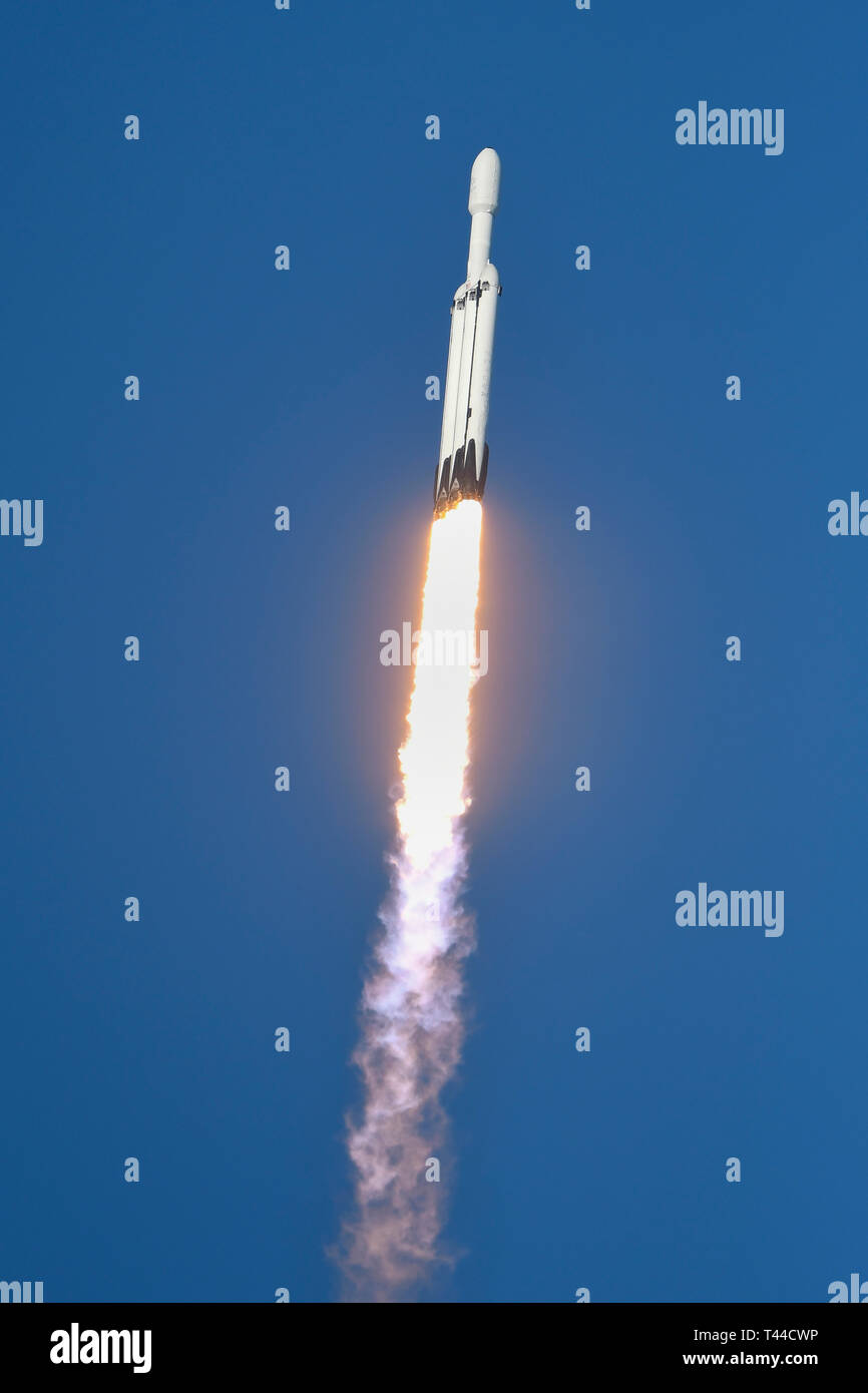 Spacex Falcon Heavy Demo Flight