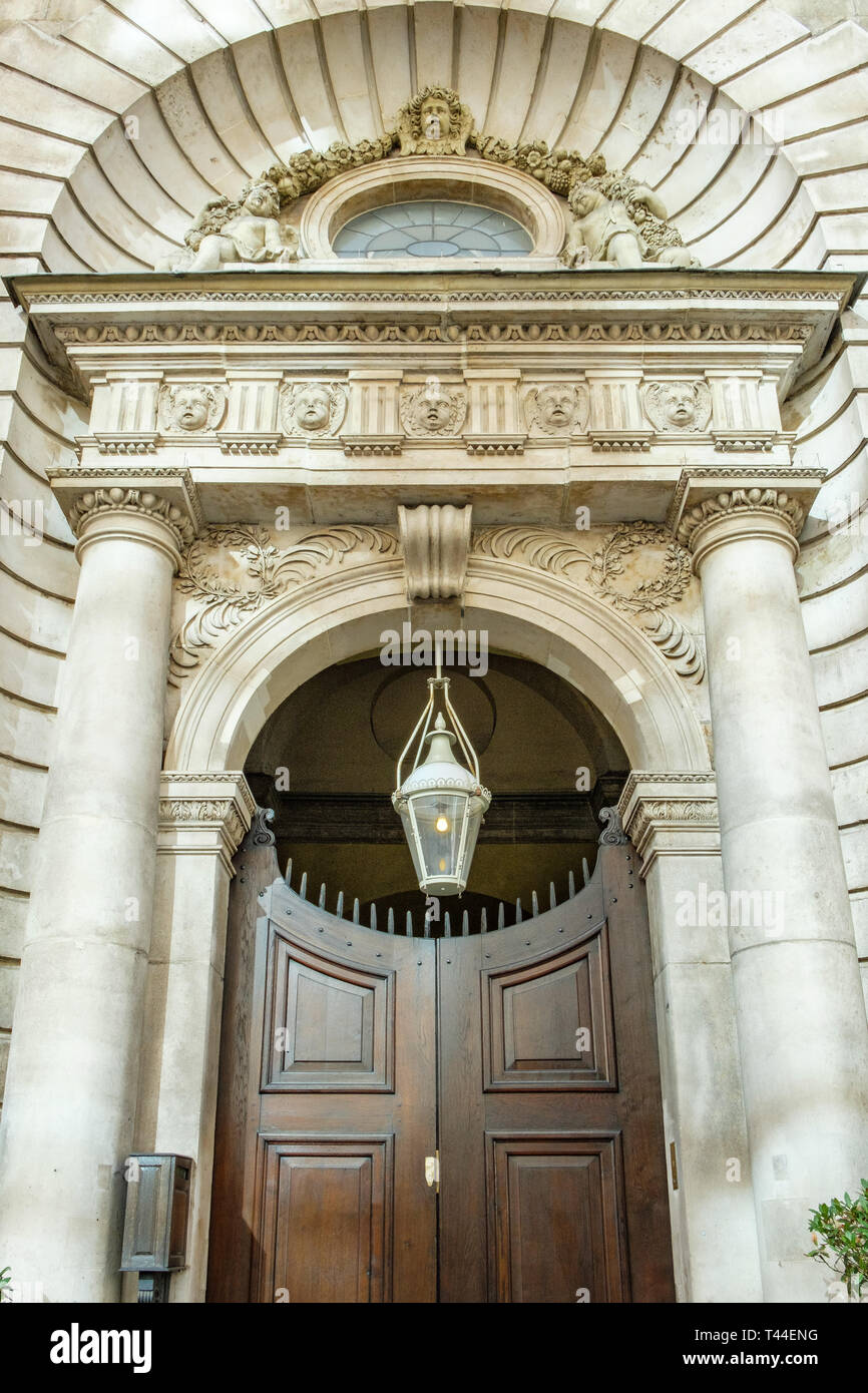 St Mary-le-Bow Church, Cheapside, London Stock Photo - Alamy