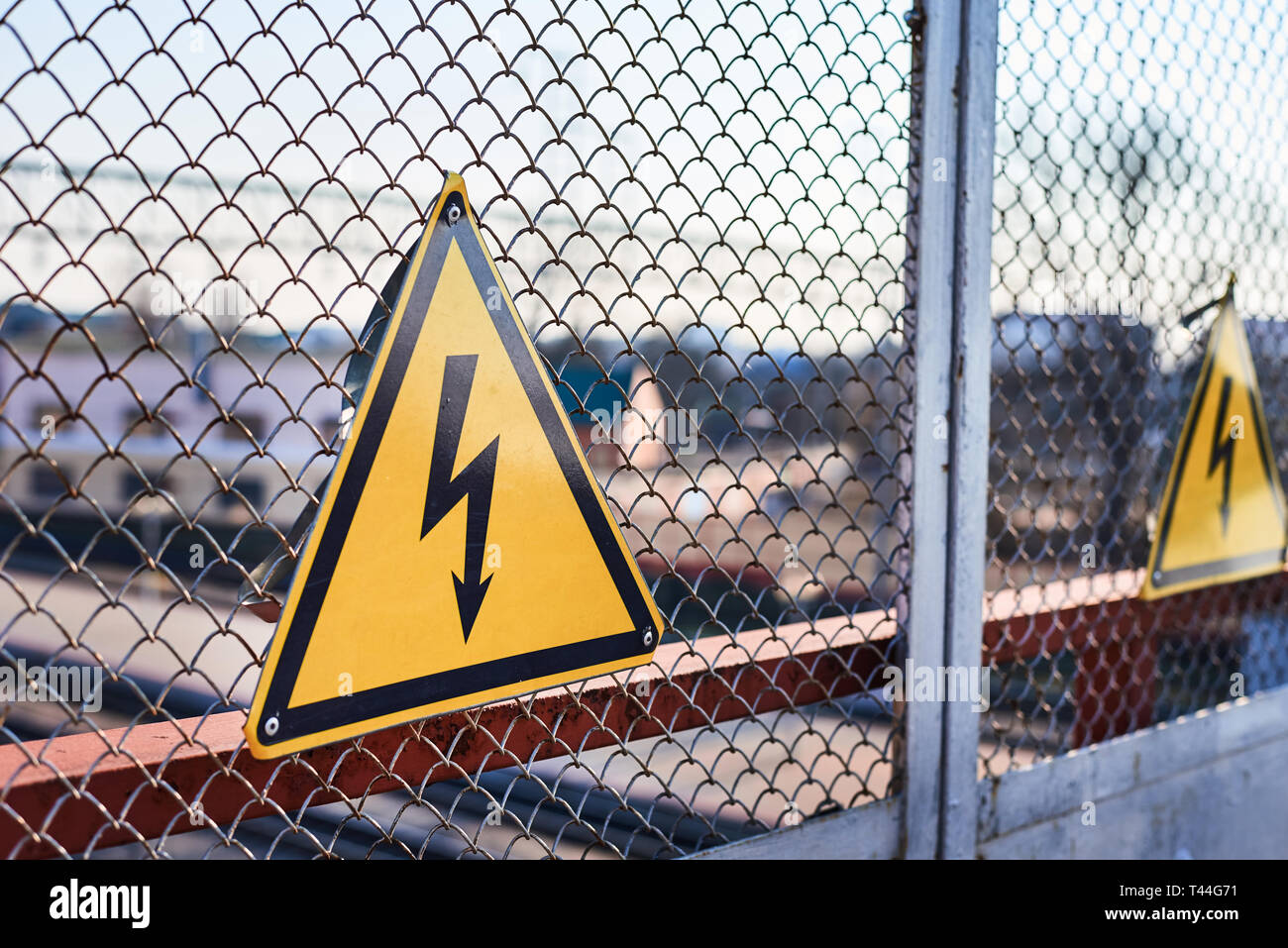 Lightning Flash Symbol Stock Photos & Lightning Flash Symbol Stock ...
