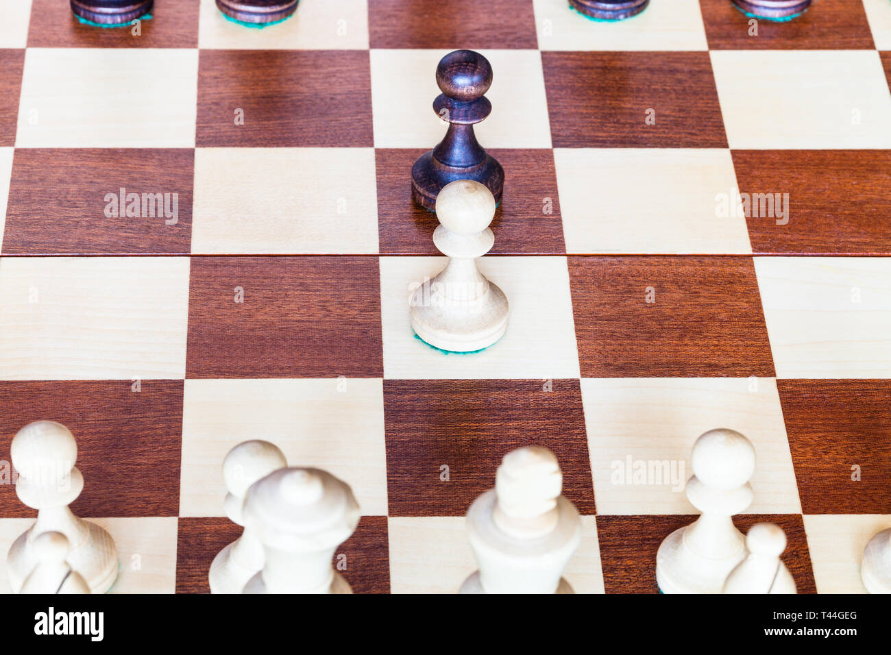 Chess board side view hi-res stock photography and images - Alamy