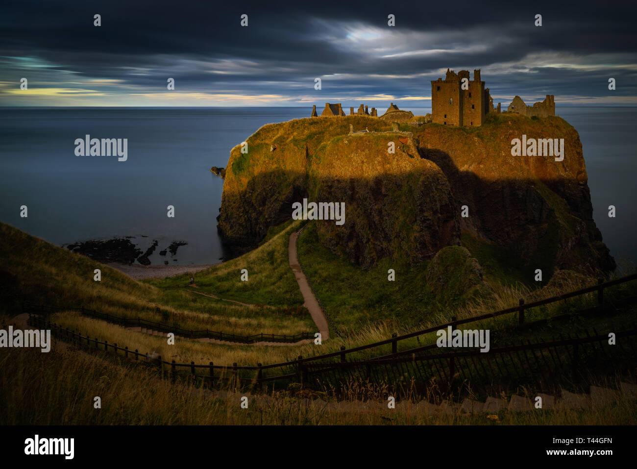 Scotland coast landscape hi-res stock photography and images - Alamy