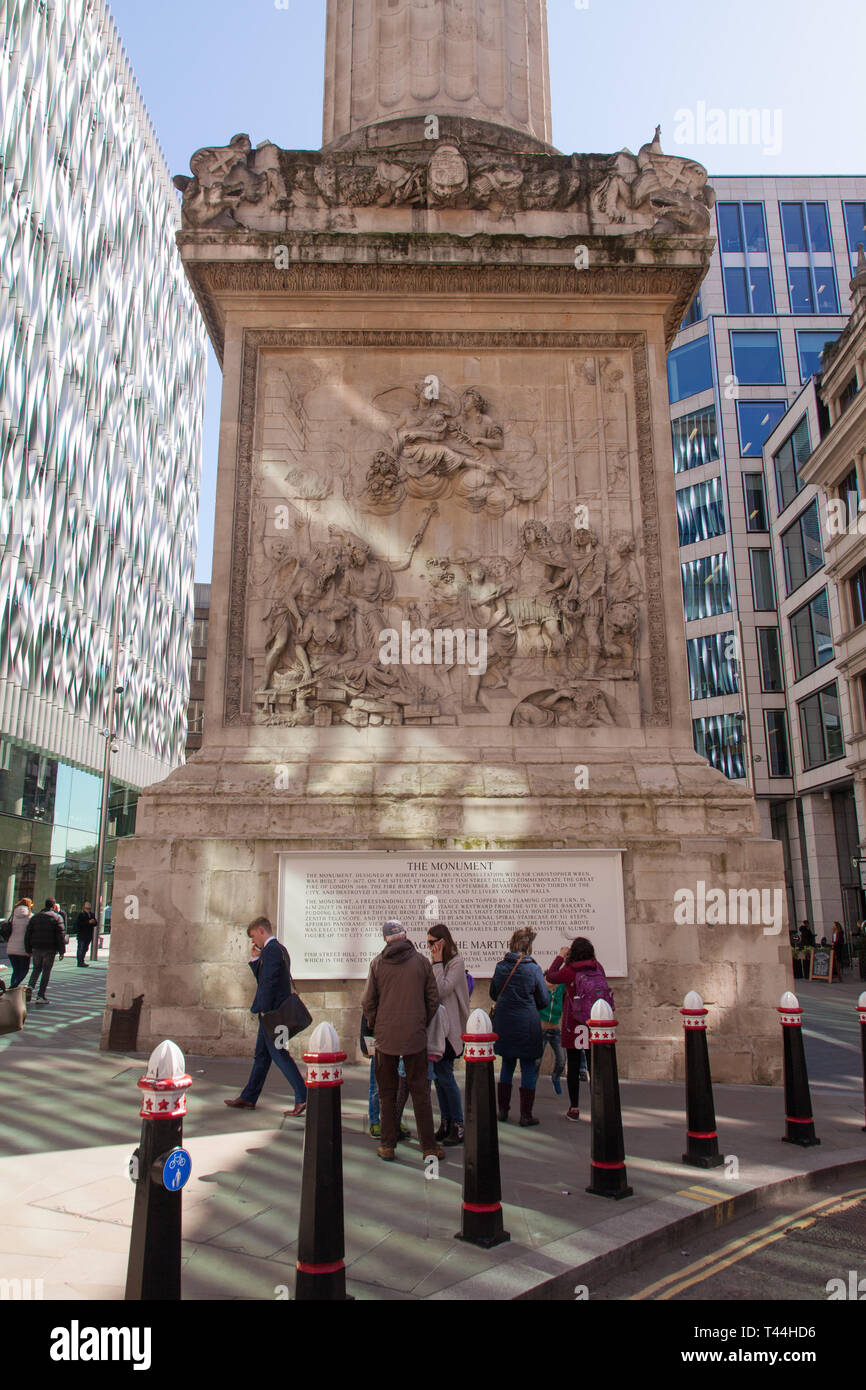 The Monument Memorial column to the Great Fire of London designed by ...