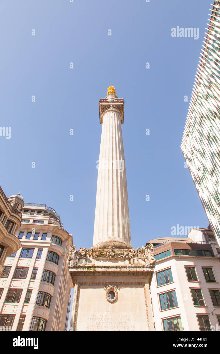 The Monument Memorial column to the Great Fire of London designed by ...