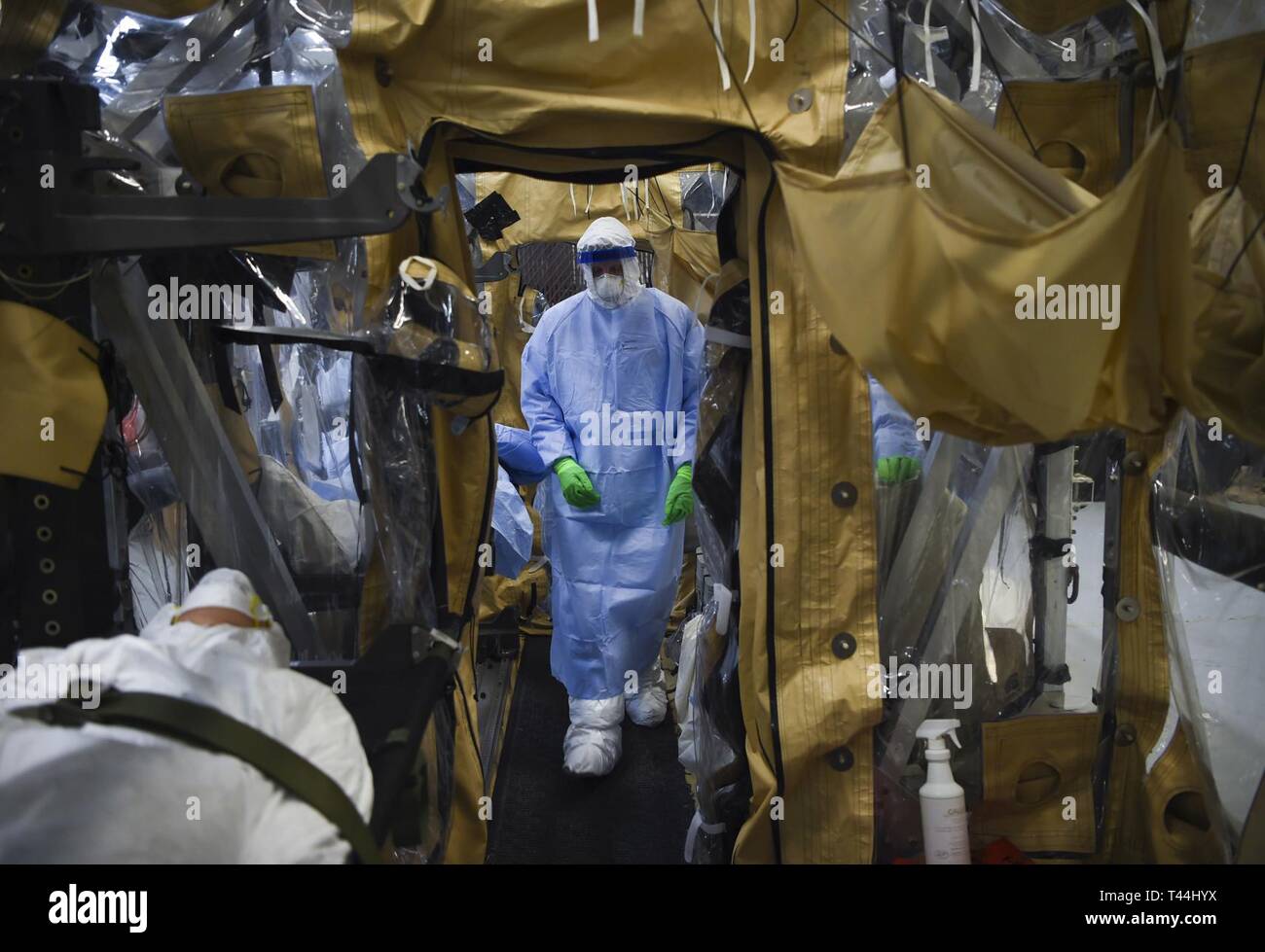 Ebola patient isolation unit hi-res stock photography and images - Alamy
