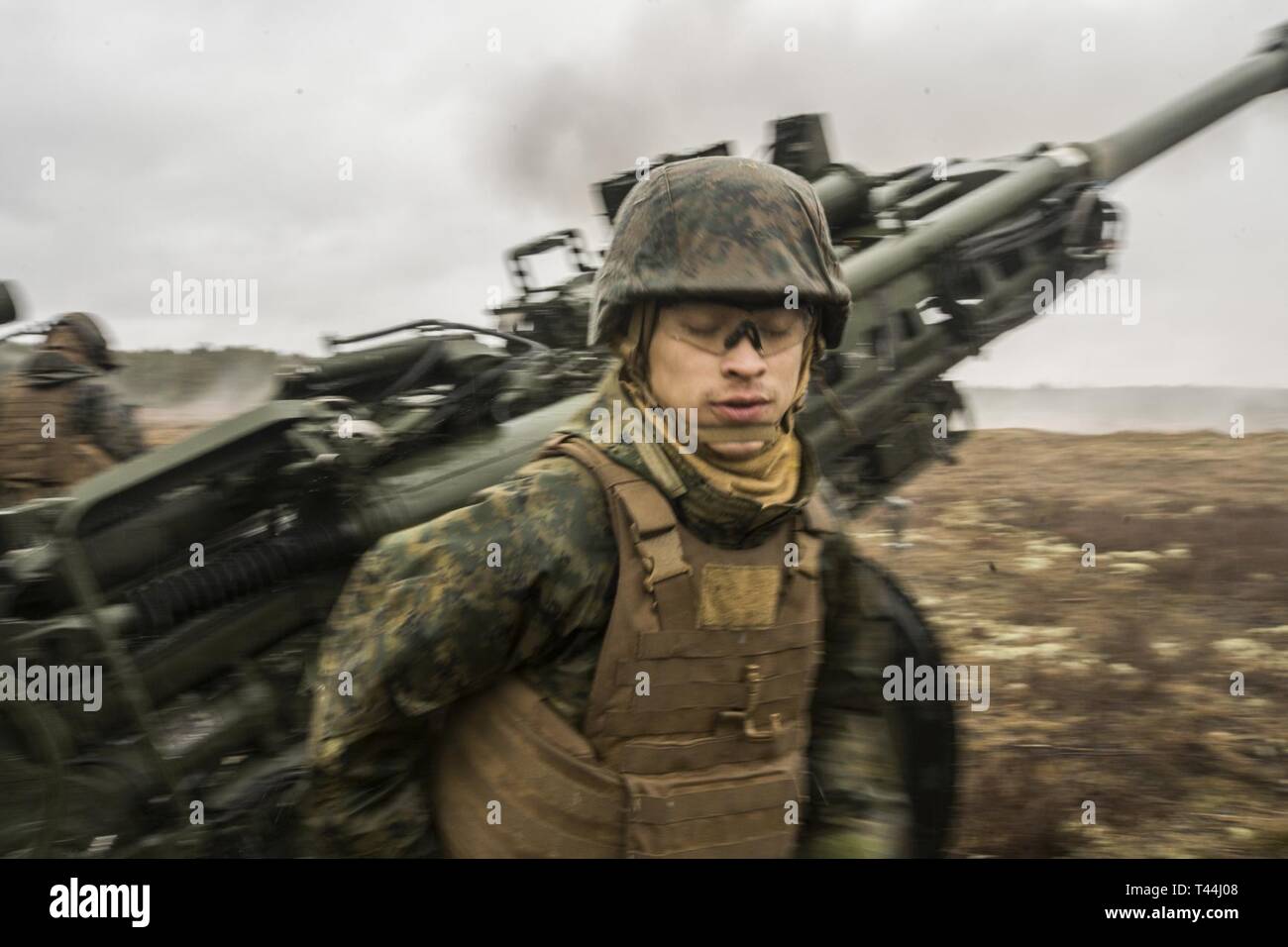 M777 ammunition hi-res stock photography and images - Alamy