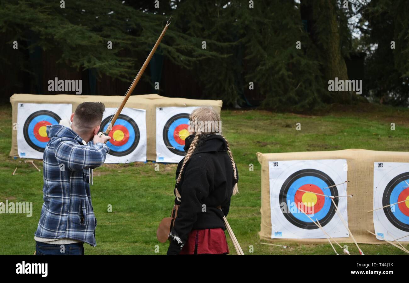 Archery at warwick castle hi-res stock photography and images - Alamy