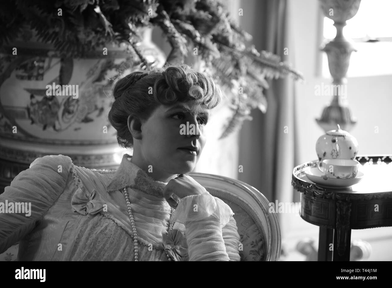 Lady warwick hi-res stock photography and images - Alamy