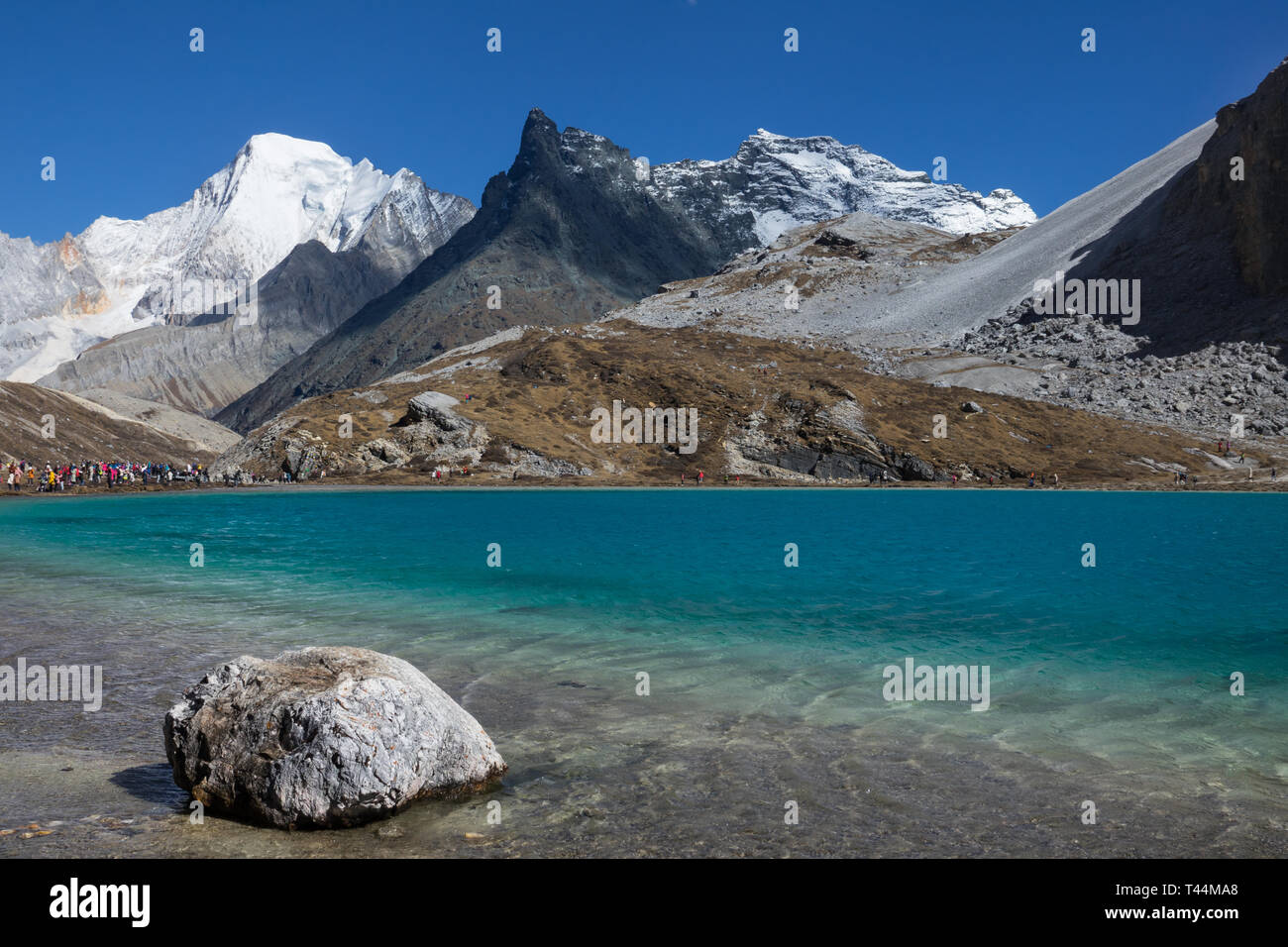 Milk Lake in Yading Nature reserve, Sichuan, China Stock Photo - Alamy