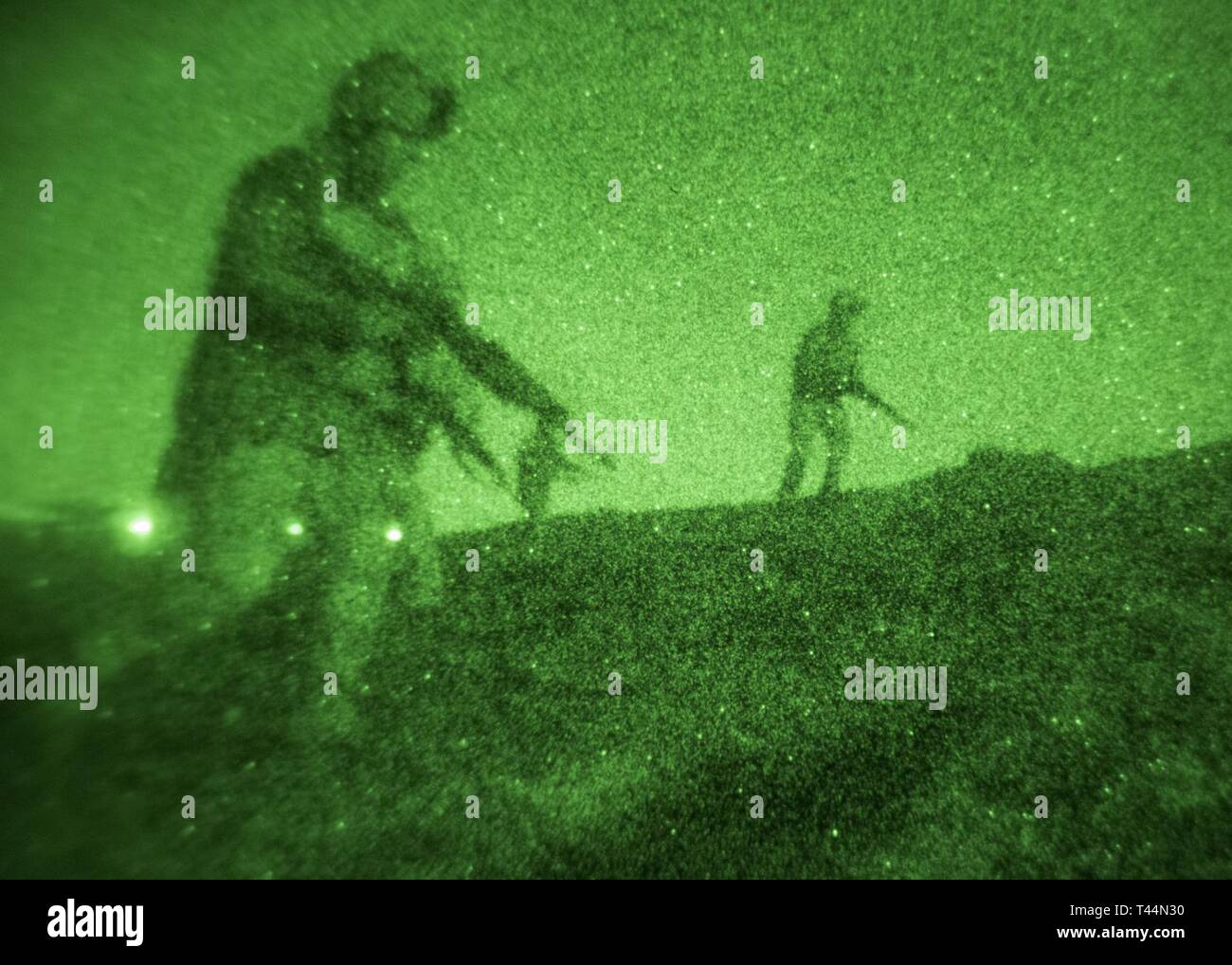 Night vision in iraq hi-res stock photography and images - Alamy