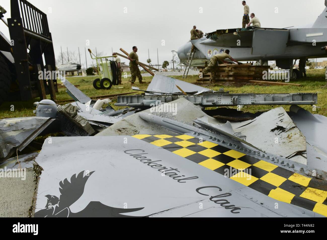 325th mxs hi-res stock photography and images - Alamy