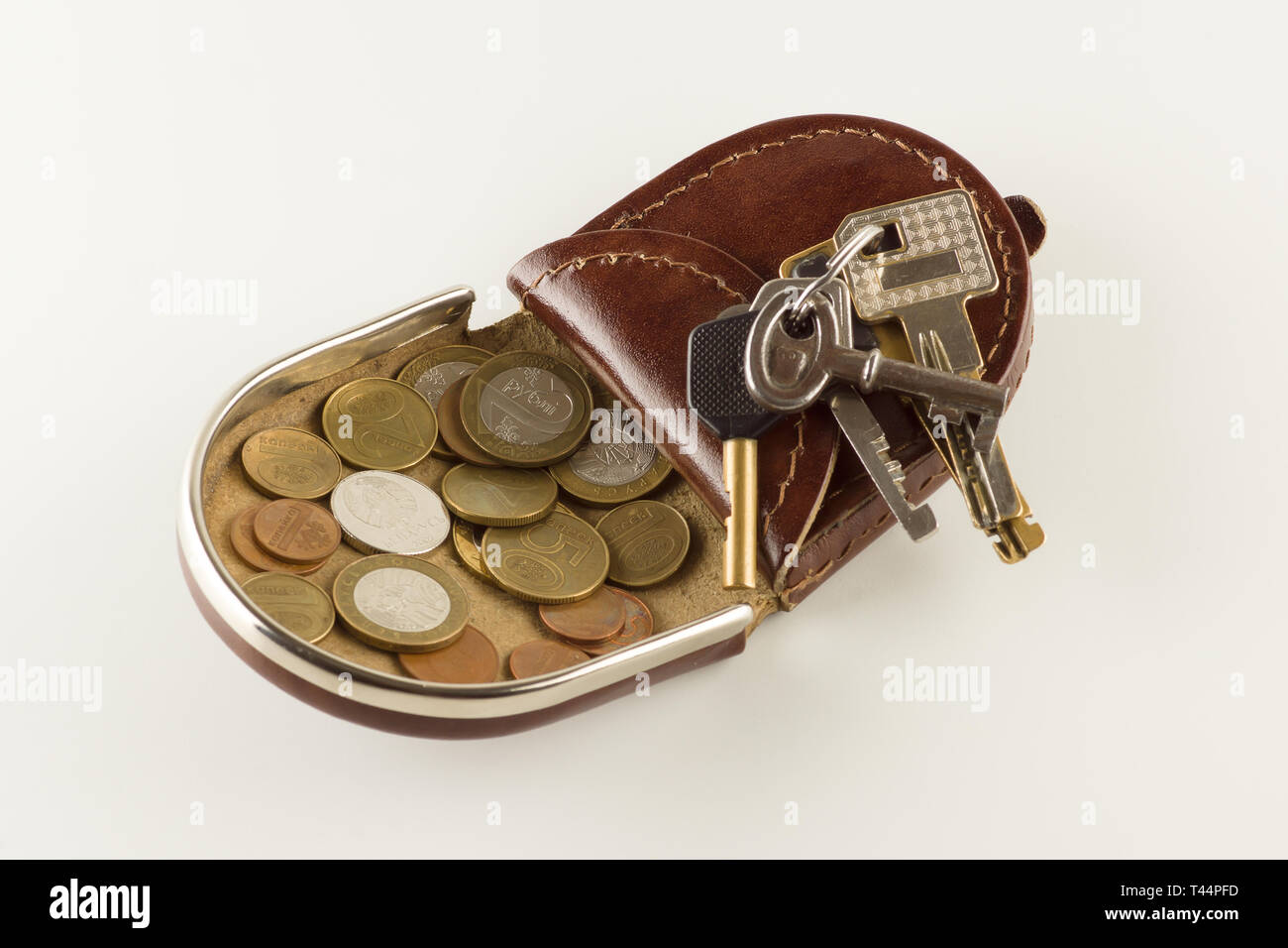 Keys and wallet hi-res stock photography and images - Alamy
