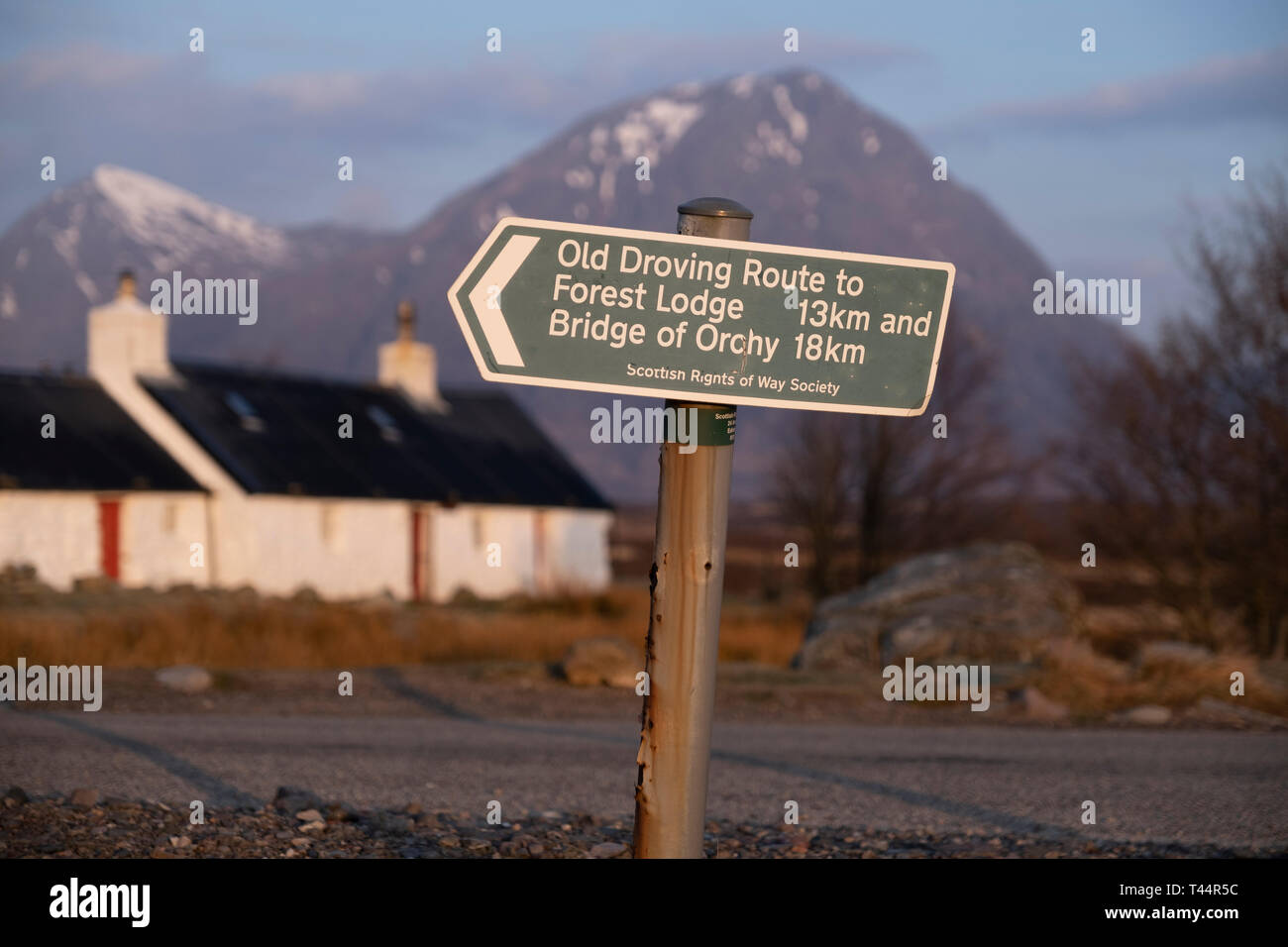 A sign points the way along an old Drovers Route in the Scottish ...
