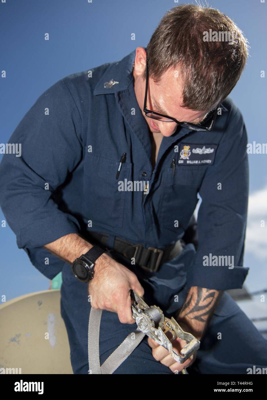 ATLANTIC OCEAN (Feb. 21, 2019) Gunner’s Mate 1st Class William Hackney ...