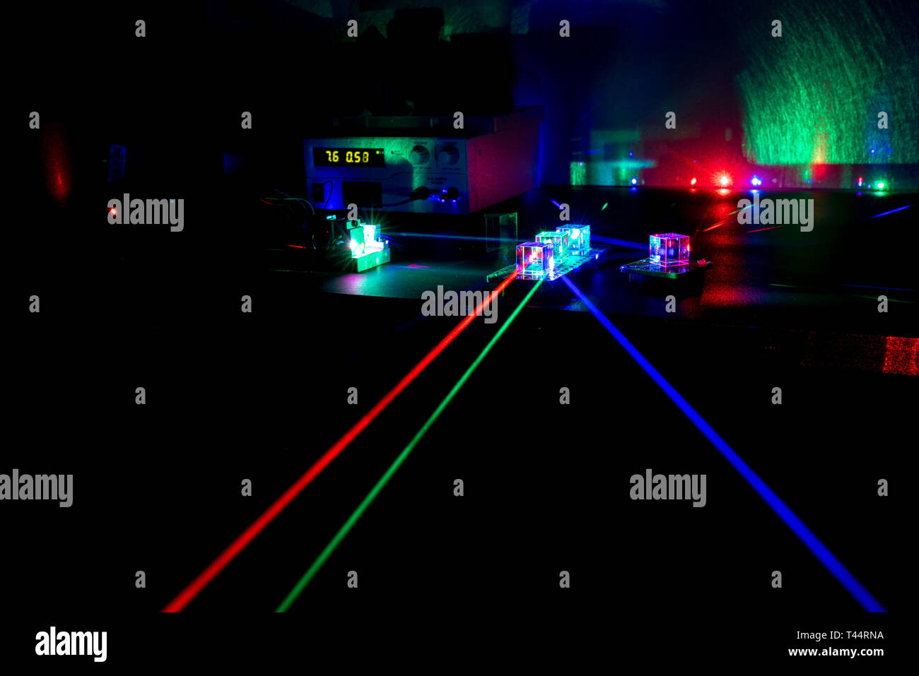 Laser beams industrial hi-res stock photography and images - Alamy