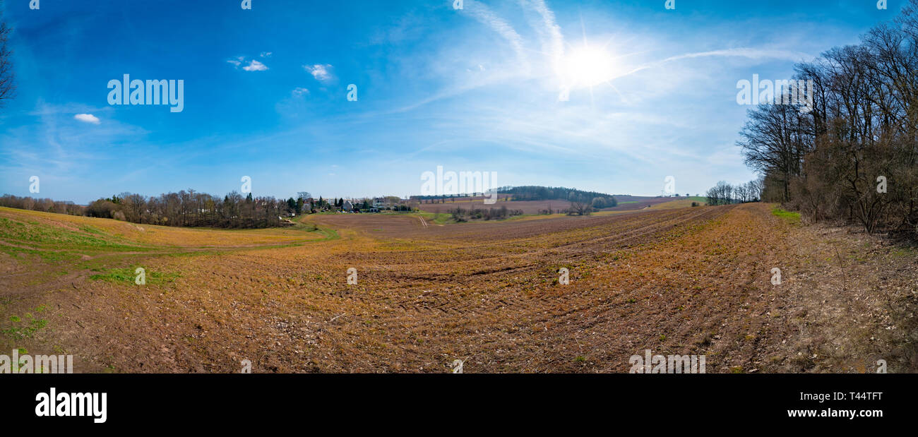 Meadows and arable land hi-res stock photography and images - Alamy