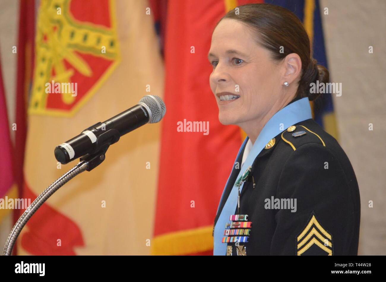 Sgt. 1st Class Linda Hermesmeyer, operations NCO for the U.S. Army ...