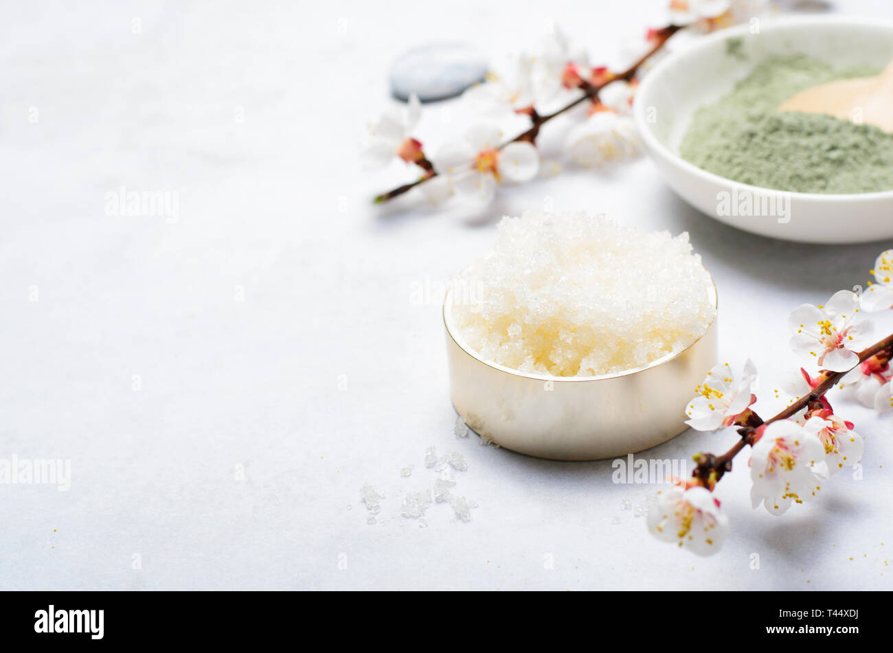 Beauty scrub hi-res stock photography and images - Alamy