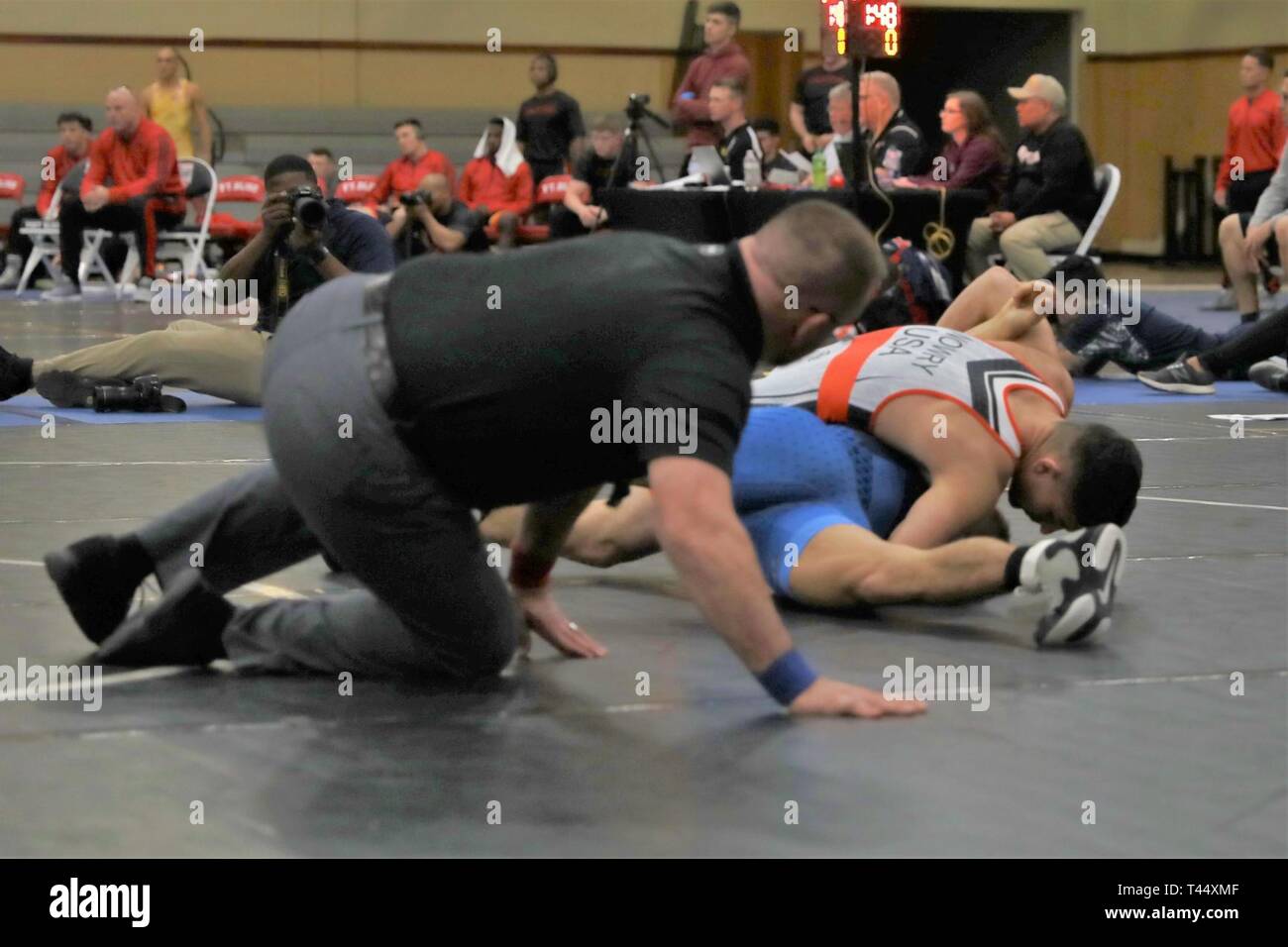 Max Nowry, Army wrestler, goes up against Jeffrey Warra, Air Force ...