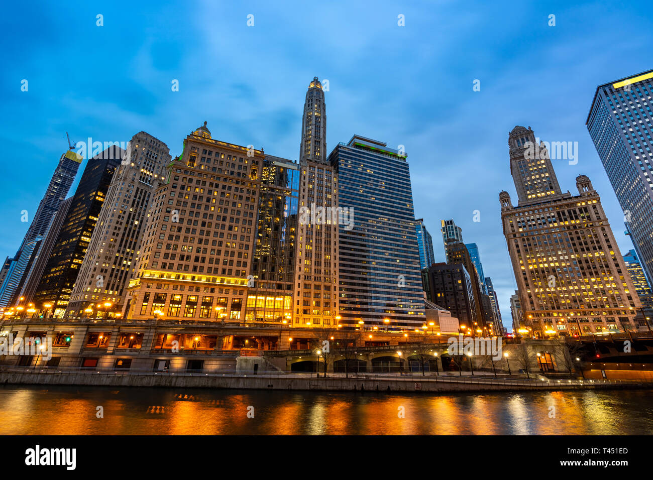 Chicago skylines hi-res stock photography and images - Alamy