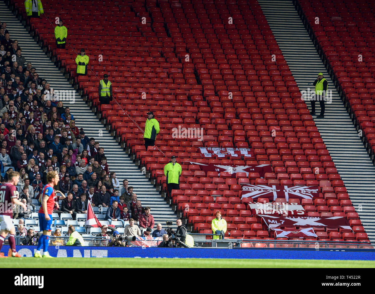 Hearts fans hi-res stock photography and images - Alamy