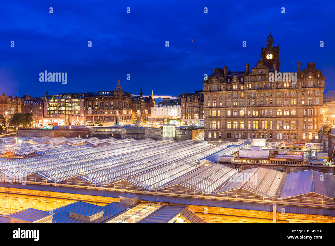 Edinburgh Cityscape at sunset dusk, Edinburgh, Scotland UK Stock Photo ...