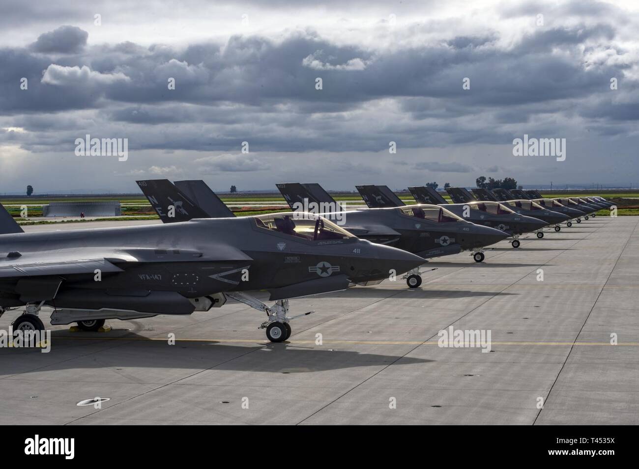 Combat radius hi-res stock photography and images - Alamy