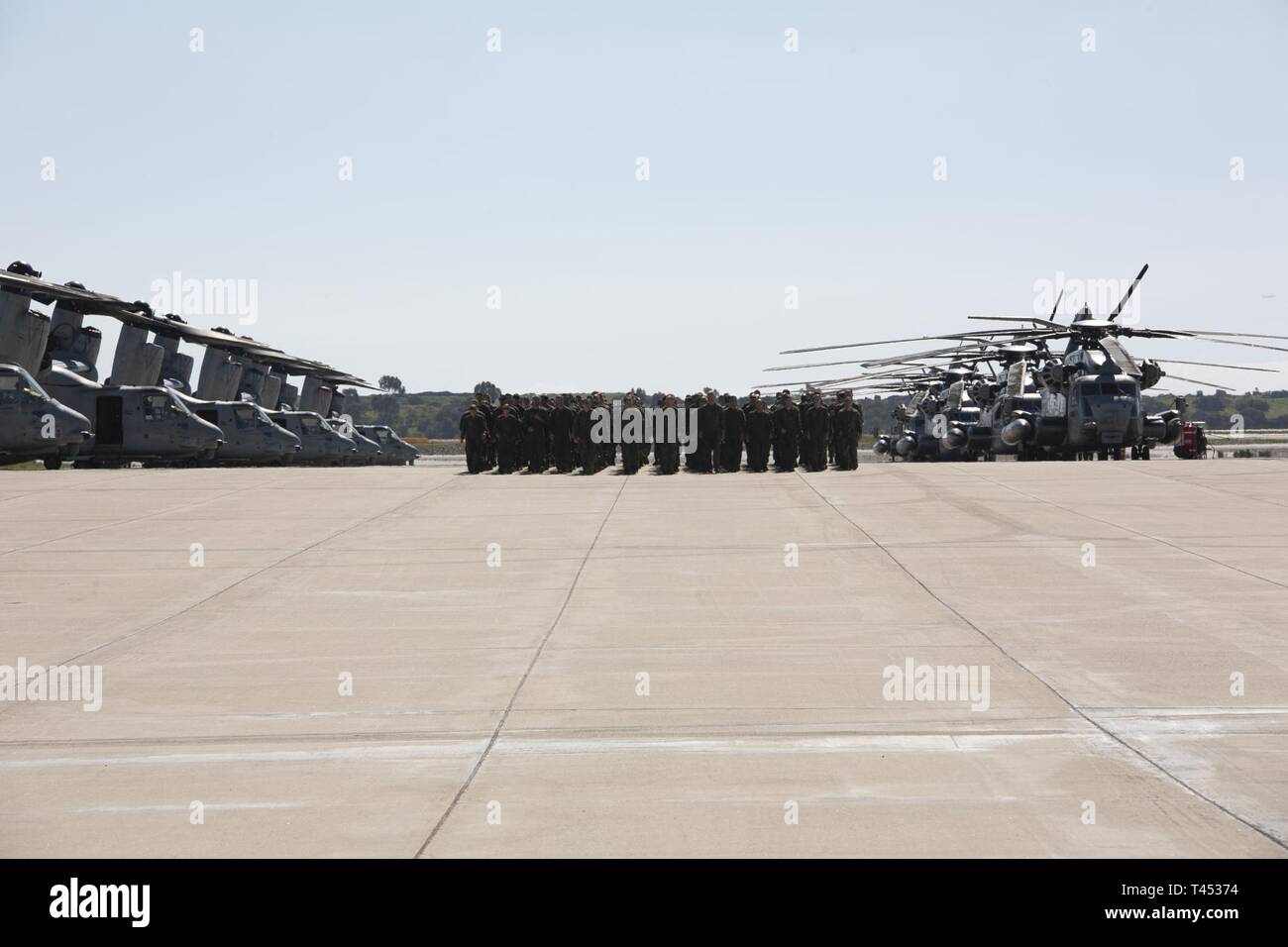 Marine heavy helicopter squadron hmh 361 hi-res stock photography and ...