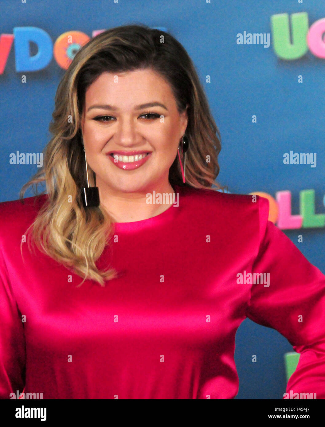 Los Angeles, California, USA 13th April 2019 Singer Kelly Clarkson ...