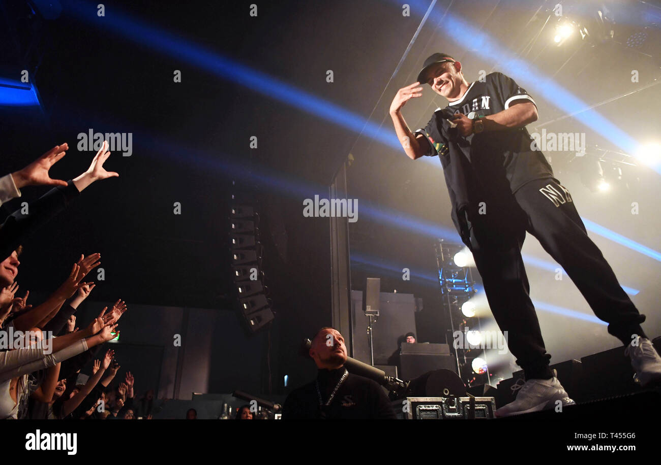 Capital bra rapper hi-res stock photography and images - Alamy