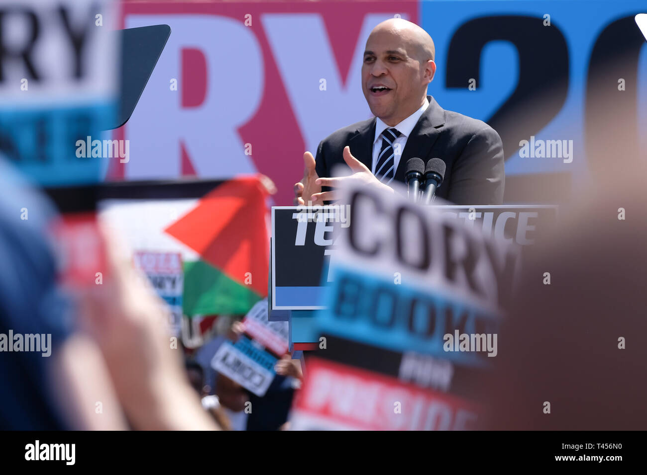 2019 13 jpg hi-res stock photography and images - Alamy