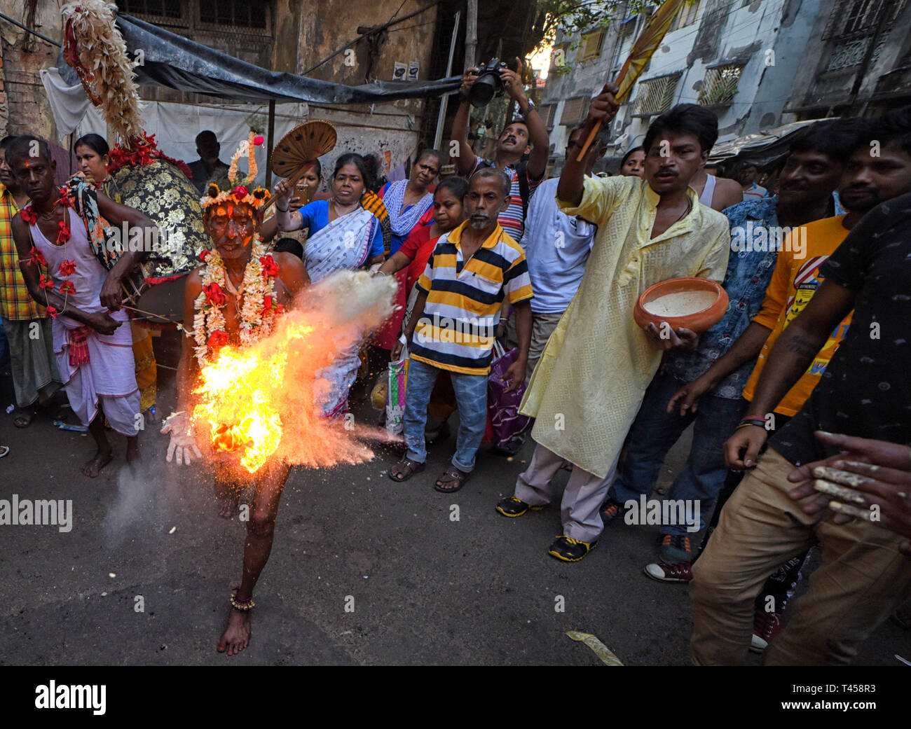 Bengali hindu ritual hi-res stock photography and images - Alamy