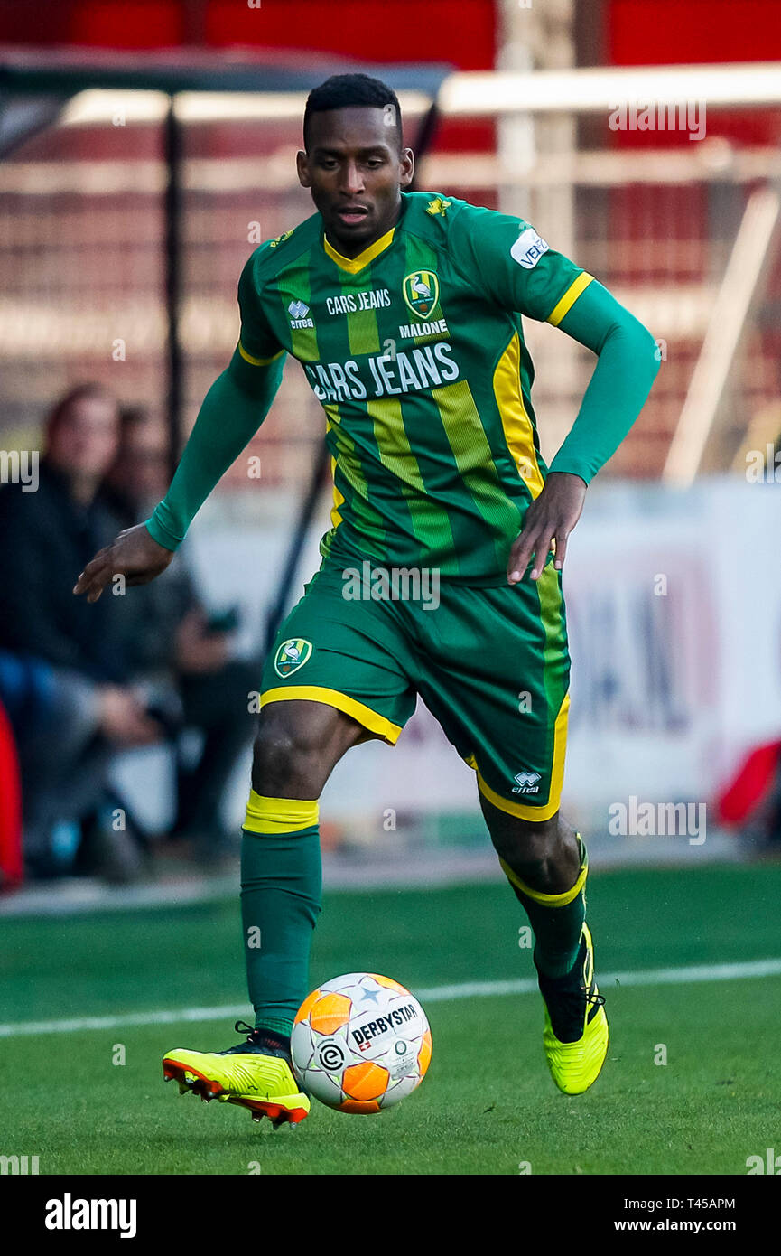 ALKMAAR, AZ - ADO Den Haag, 13-04-2019 football, Dutch Eredivisie ...
