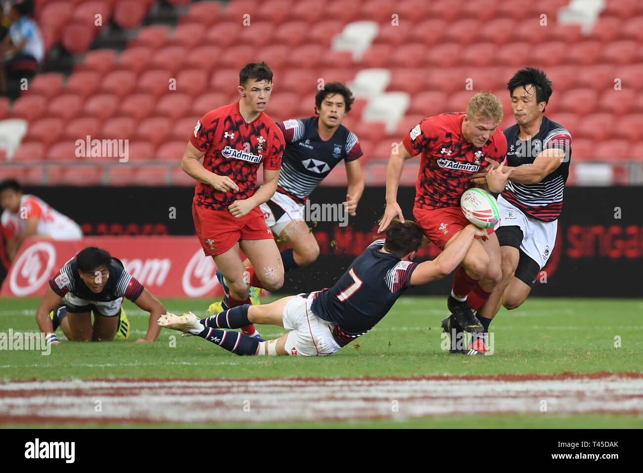 Singapore. 14th Apr, 2019. (L-F) Jack Neville (HKG) - Ben Cambriani ...