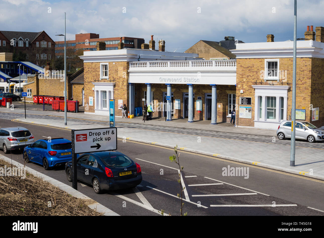 Gravesend, Kent. UK. Drop off and pick up point is signposted at ...