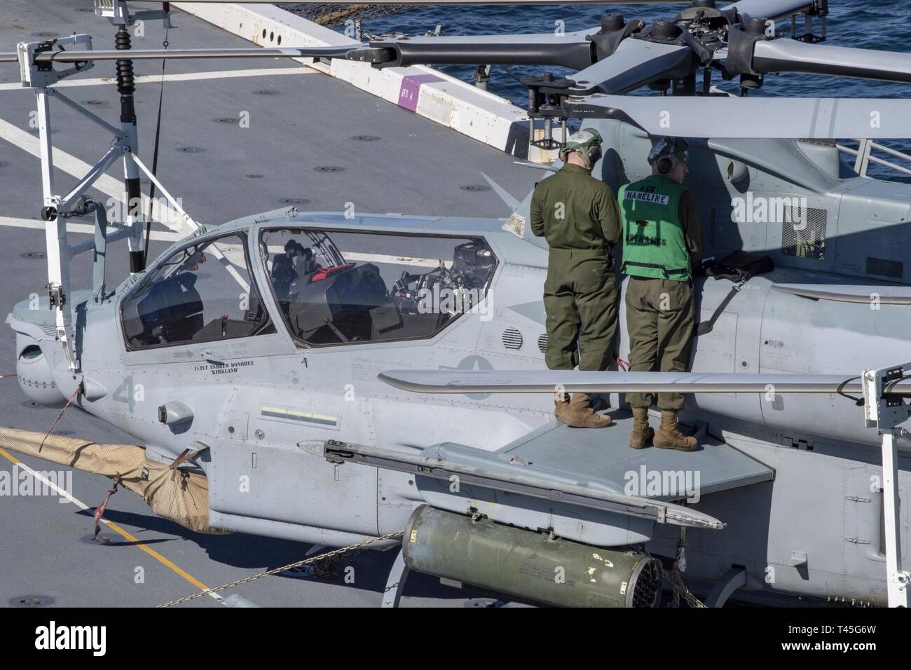 PACIFIC OCEAN (Feb. 23, 2019) Marines assigned to Marine Medium ...