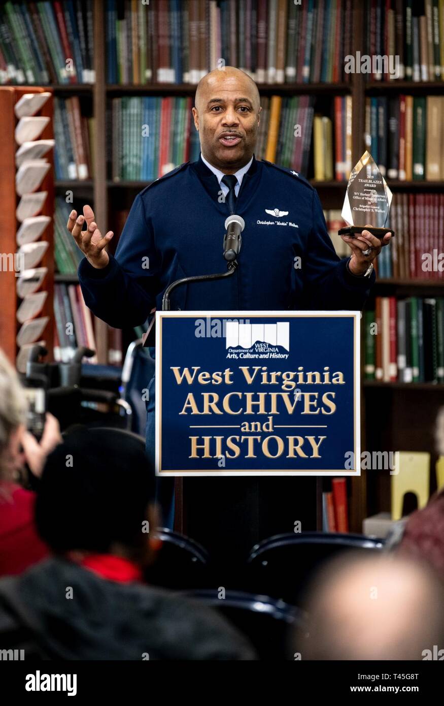 Brig gen christopher mookie walker hi-res stock photography and images ...