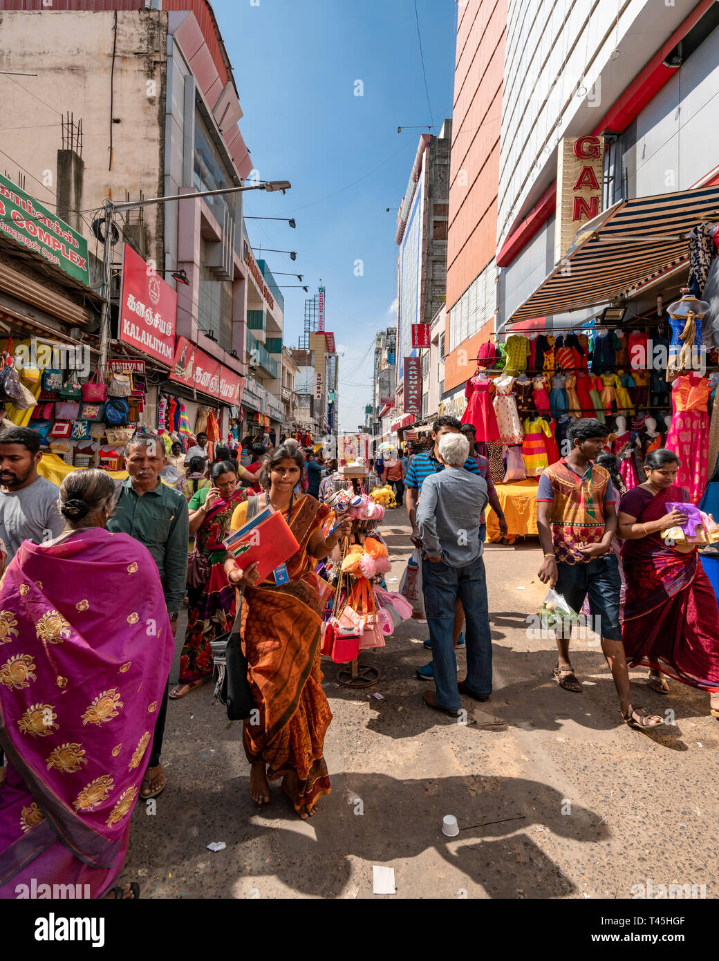 Vertical streetview of a busy shopping precinct in Chennai, India Stock ...