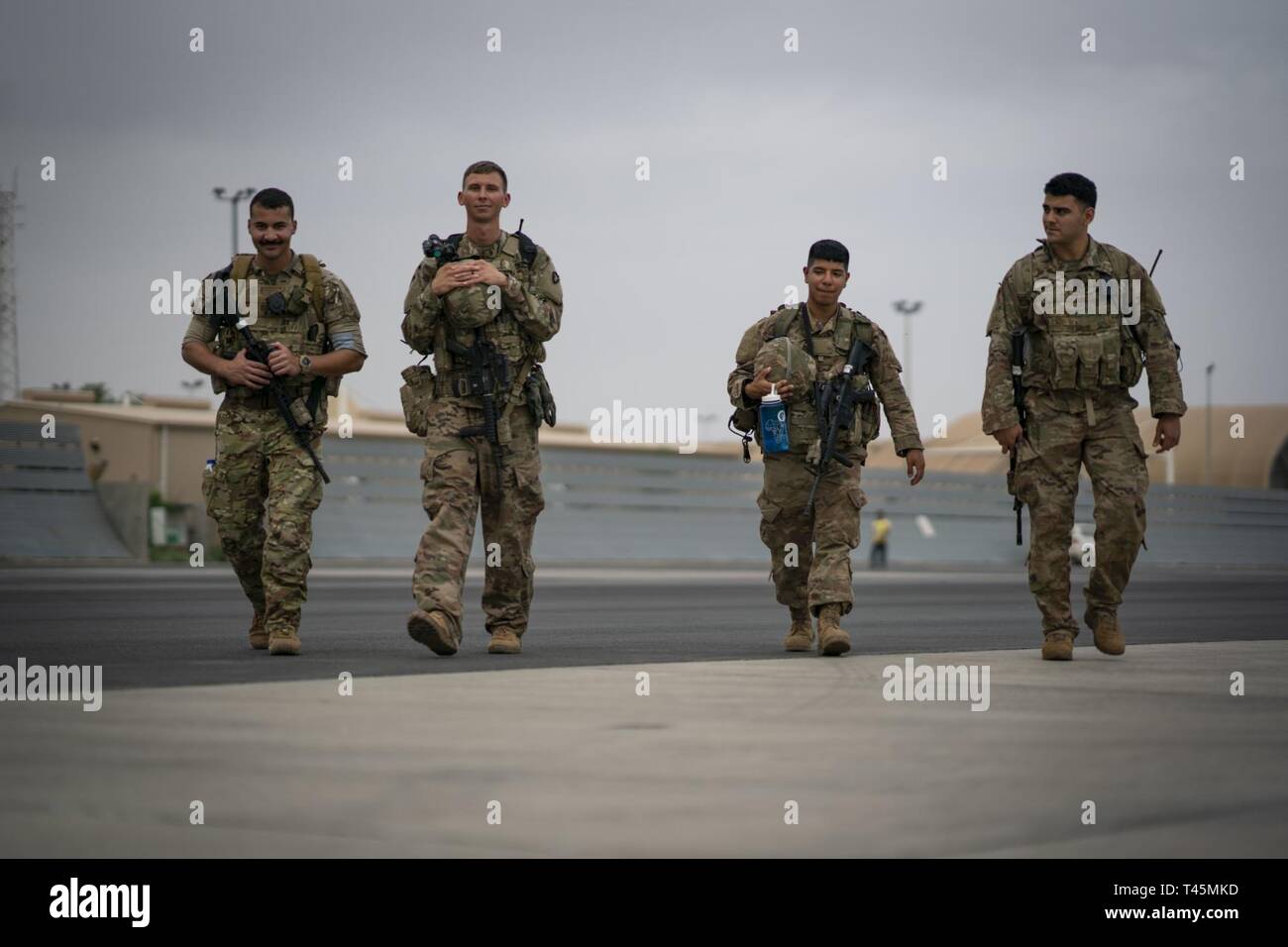 U.S. Soldiers with 1st Battalion, 141st Infantry Regiment, Scout ...