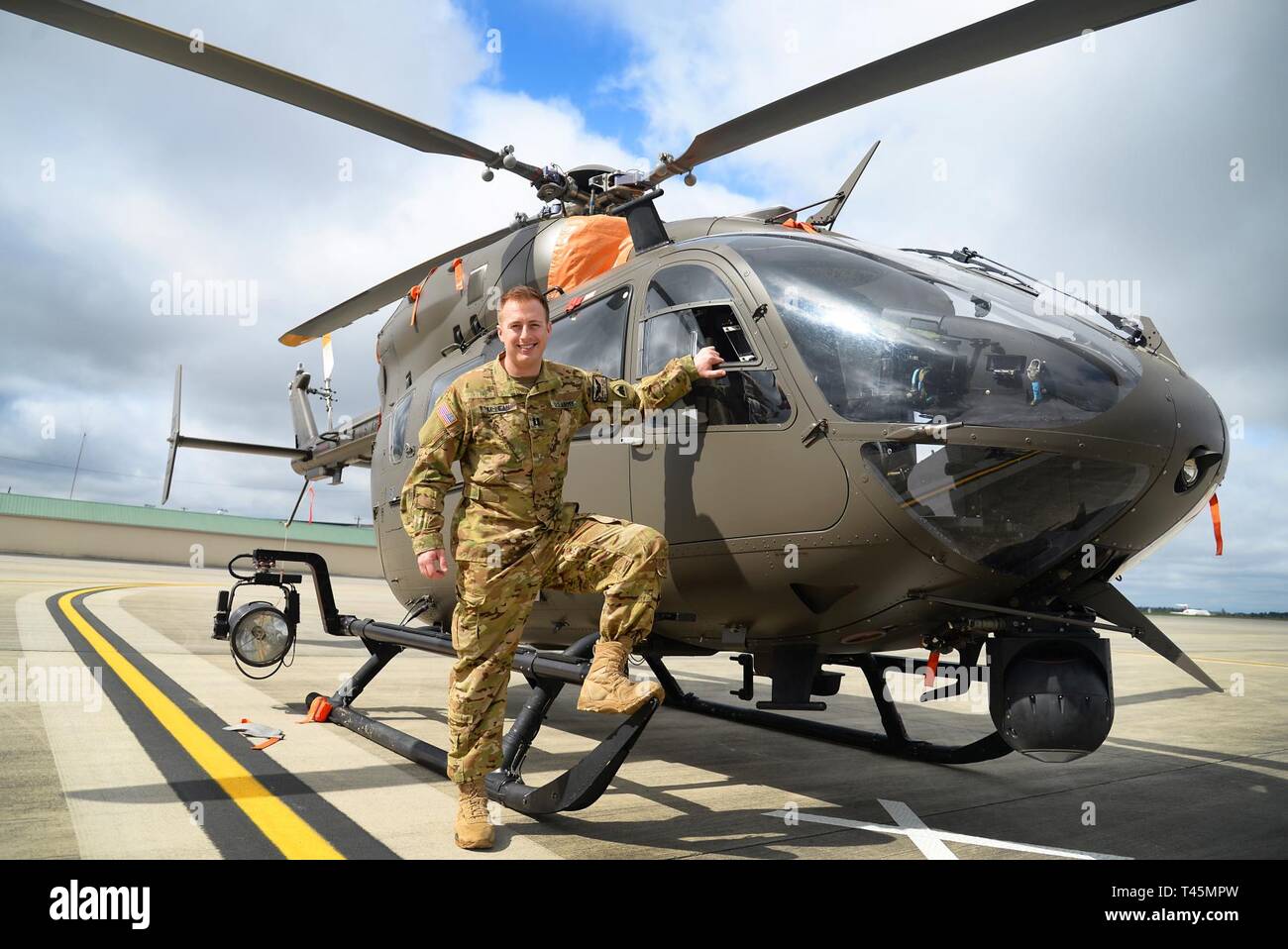 224th security and support battalion hi-res stock photography and ...
